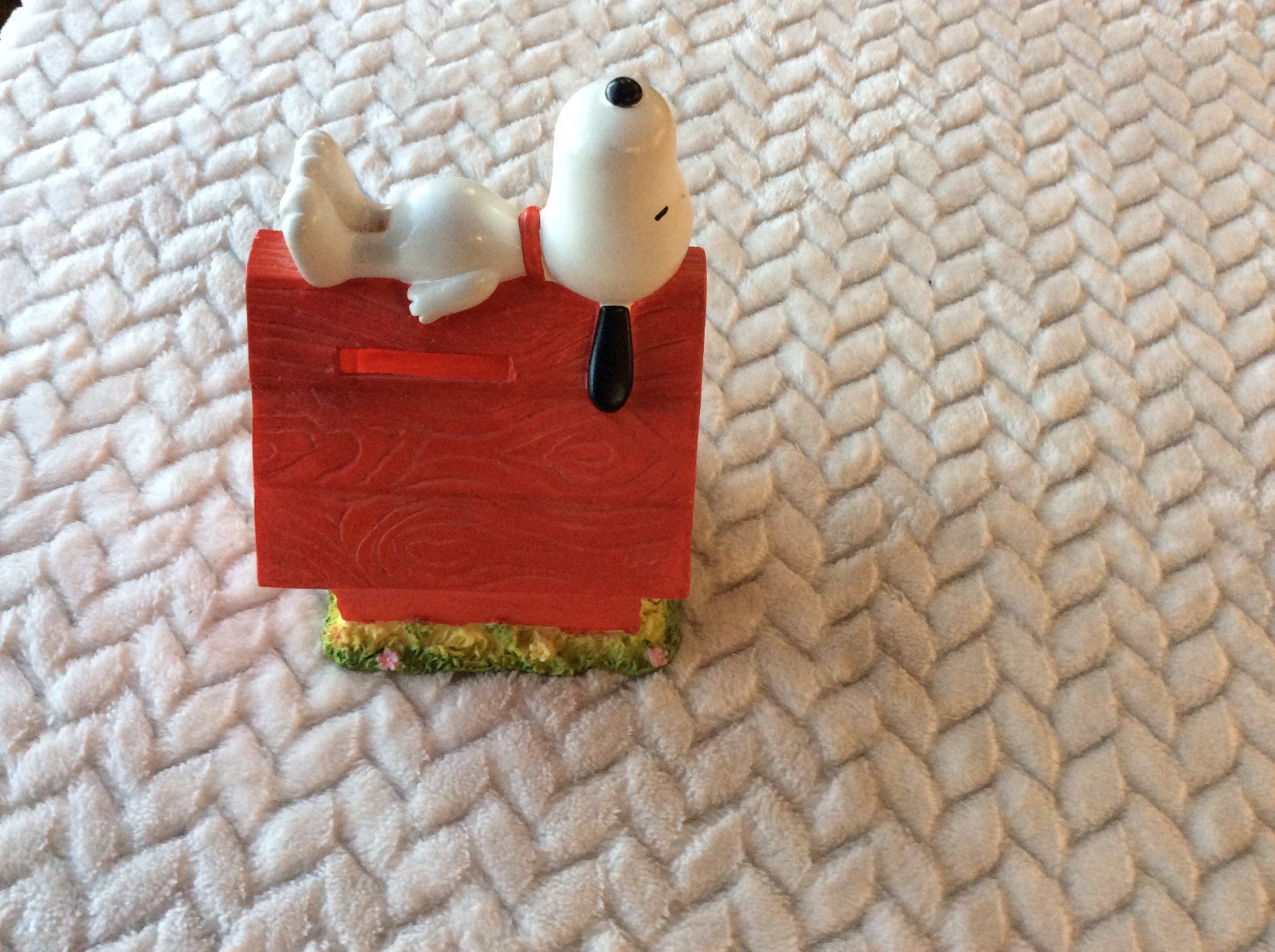 Snoopy Coin Bank for sale | Only 2 left at -65%
