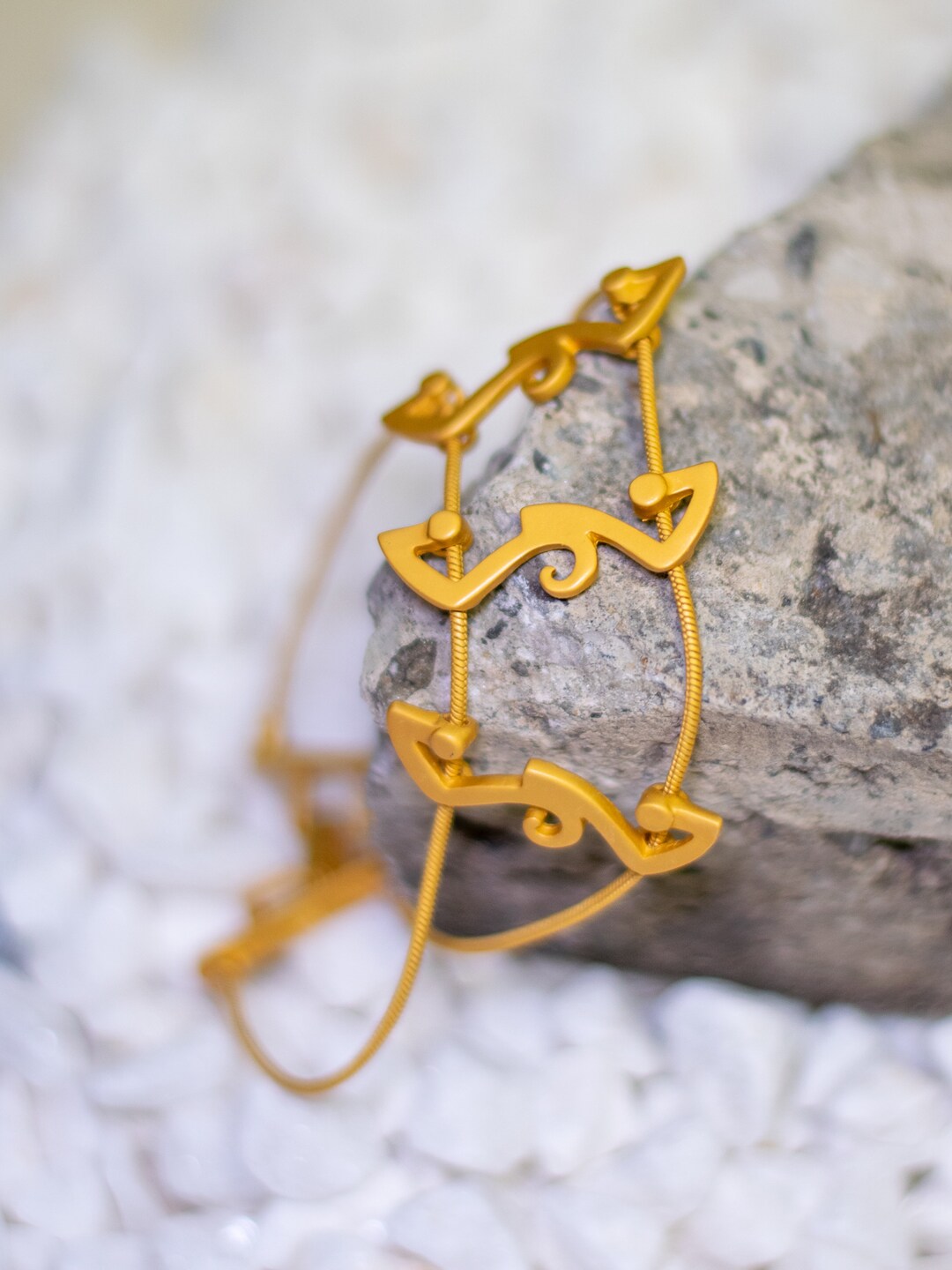 24K Gold Plated Pre-columbian Muisca Zoomorphic Pattern Bracelet. - Etsy