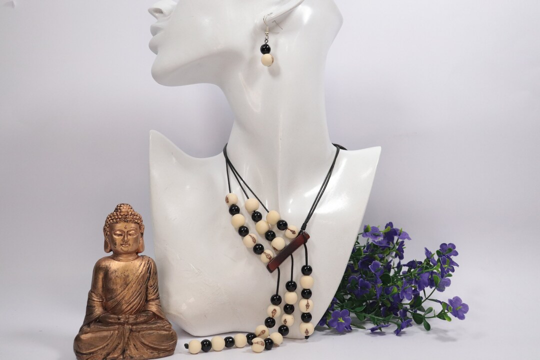 Tagua Jewelry Set of Necklace and Earrings in Acai Seeds and Tagua Nut ...