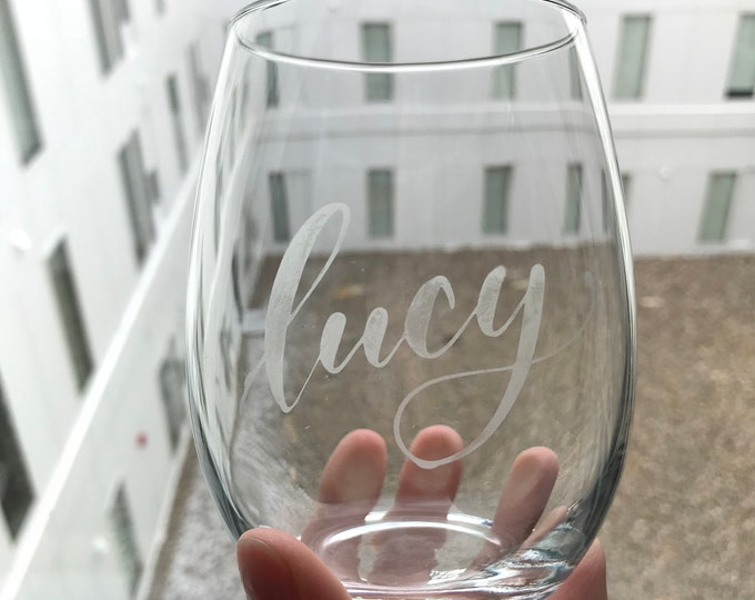 Custom Name Etched Wine Glass - Etsy