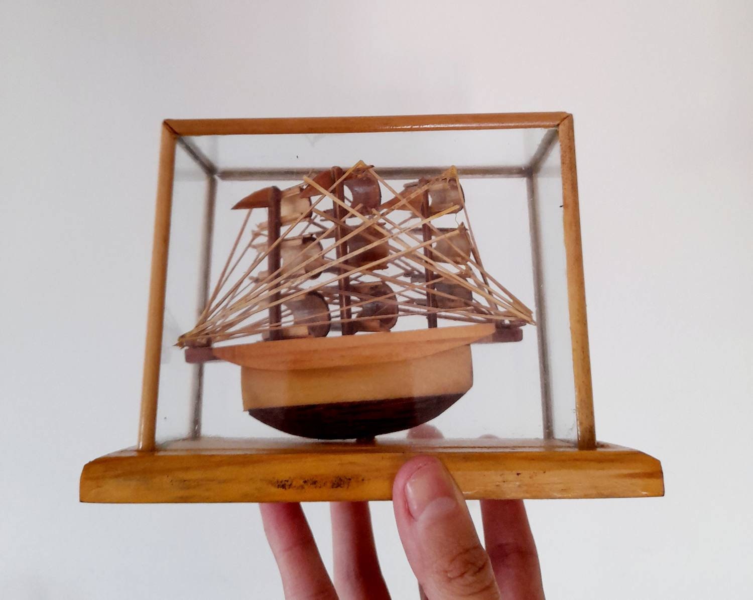 Model Ship Display Stand stents Fish Separate Ship stents Wood Boat ...