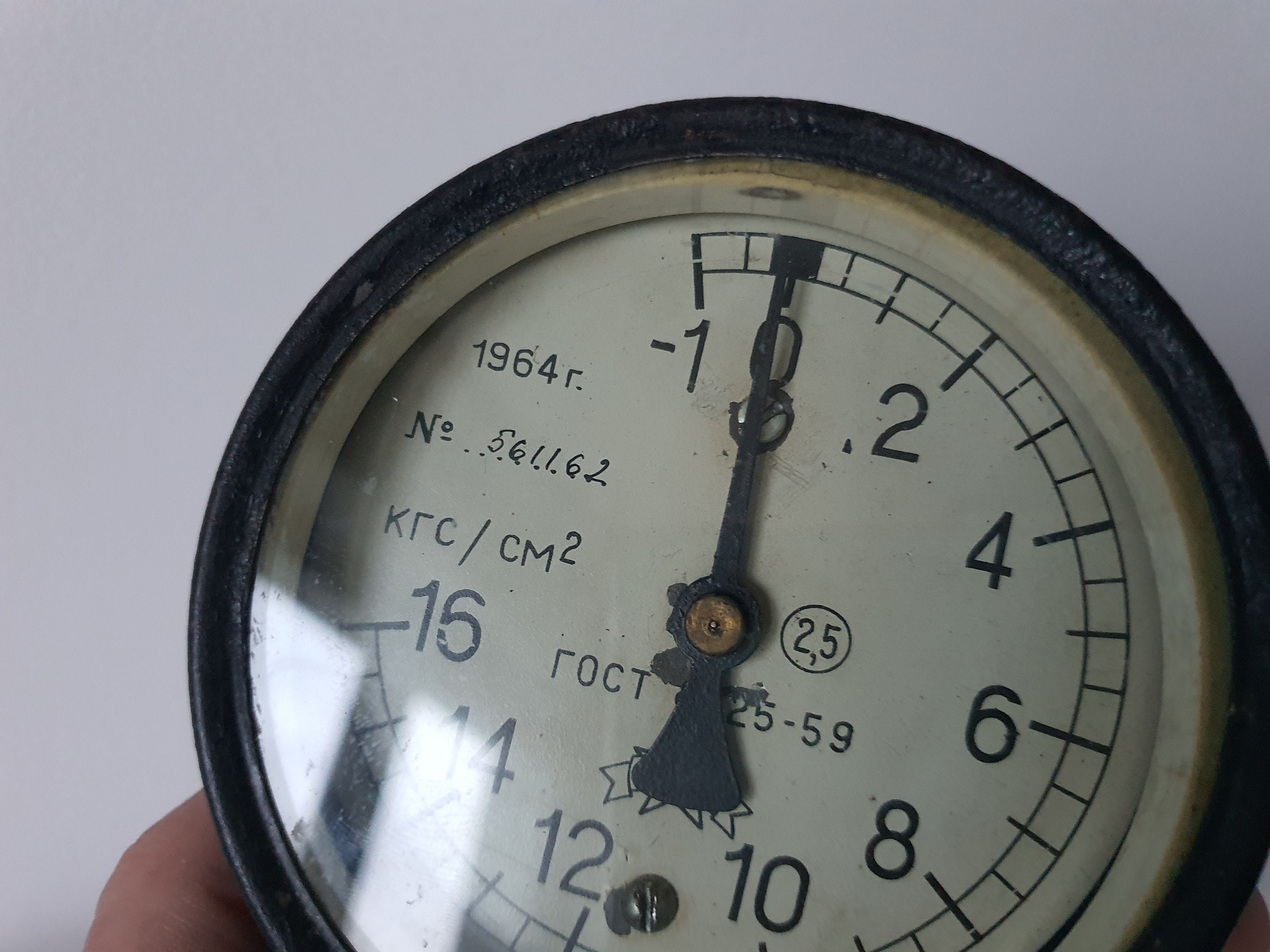 Vintage Soviet Pressure Gauge / Industrial Design / Pressure of Liquid ...