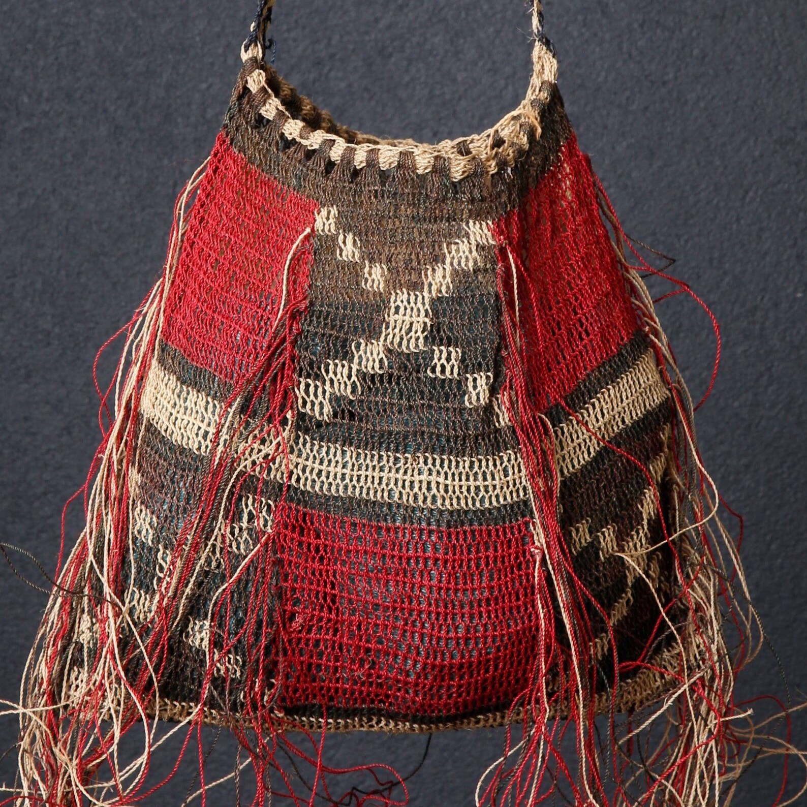 Bilum string bag Papua New Guinea | Etsy