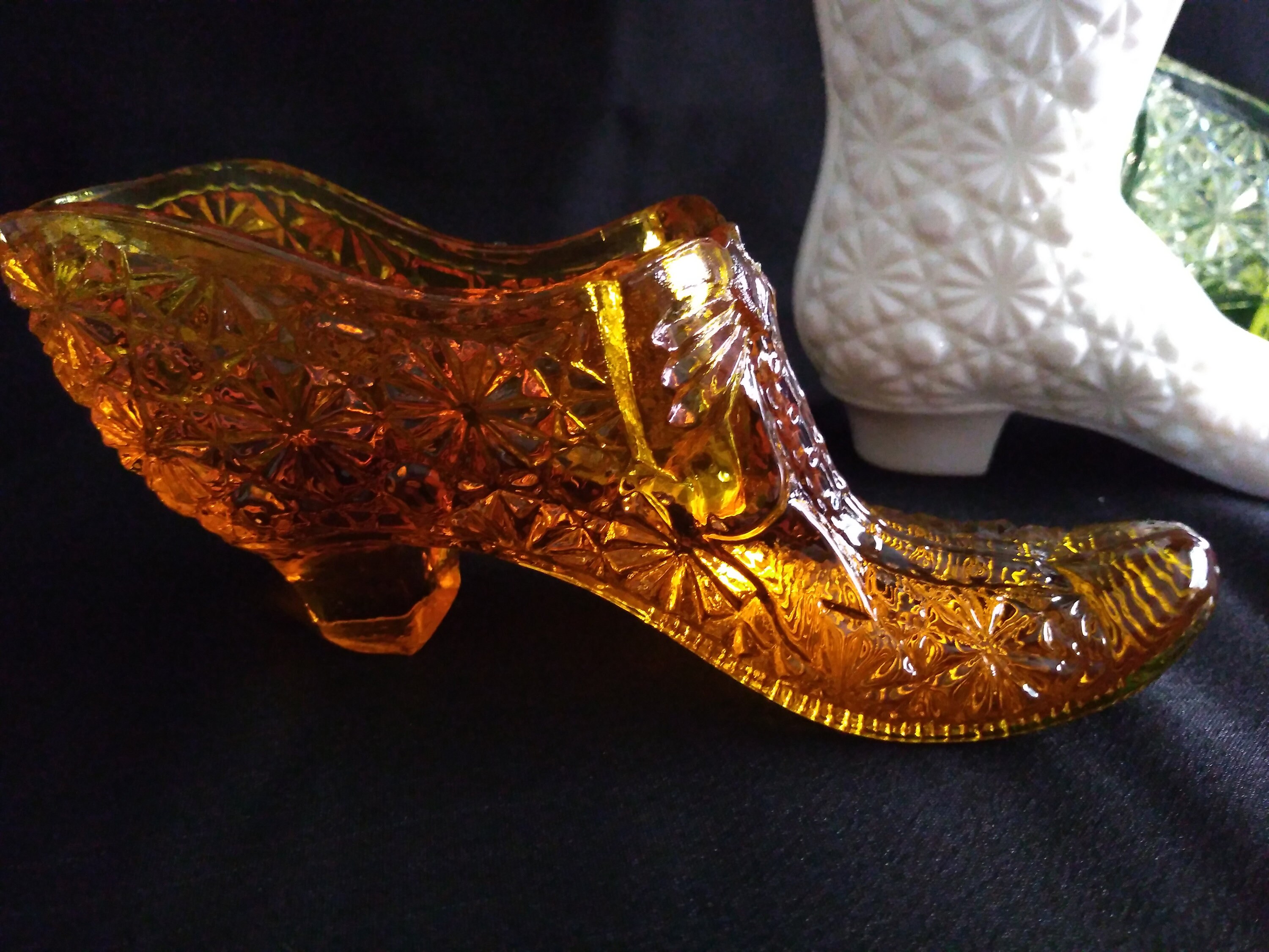 Vintage White Milk Glass Fenton Boot Daisy and Button - Etsy