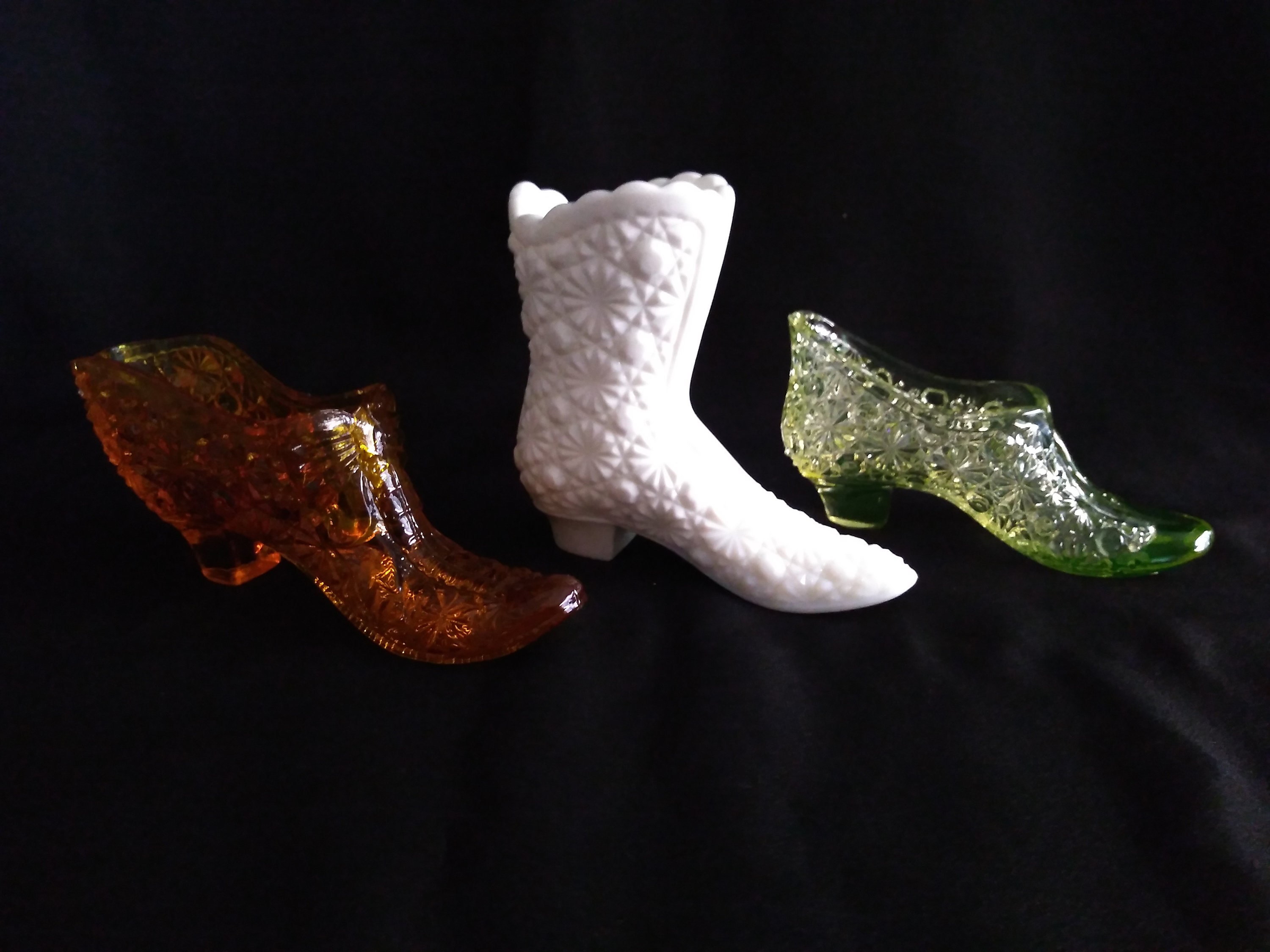 Vintage White Milk Glass Fenton Boot Daisy and Button - Etsy