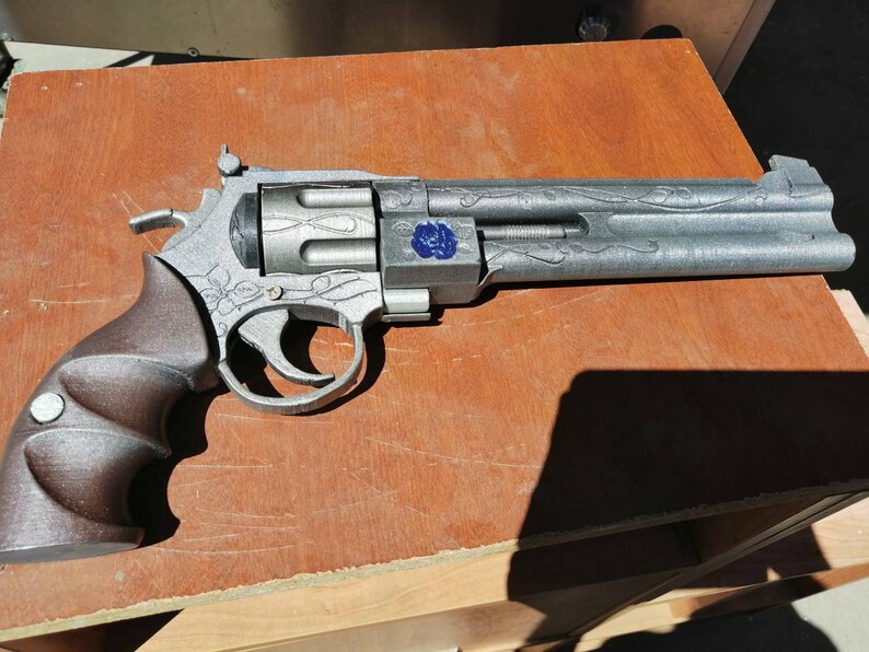 Devil May Cry Nero Blue Rose Revolver Gun Cosplay | Etsy