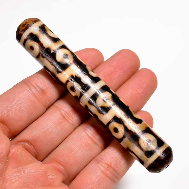 Natural Ancient Eighteen Eyes Big Size Dzi Double Heaven & Earth Motif ...