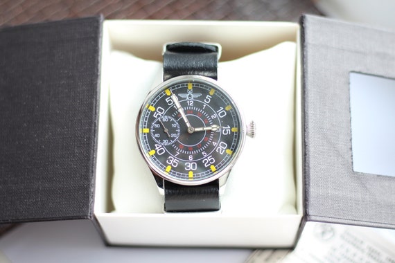New Wristwatch Molnija PILOT with Vintage Soviet cal.… - Gem