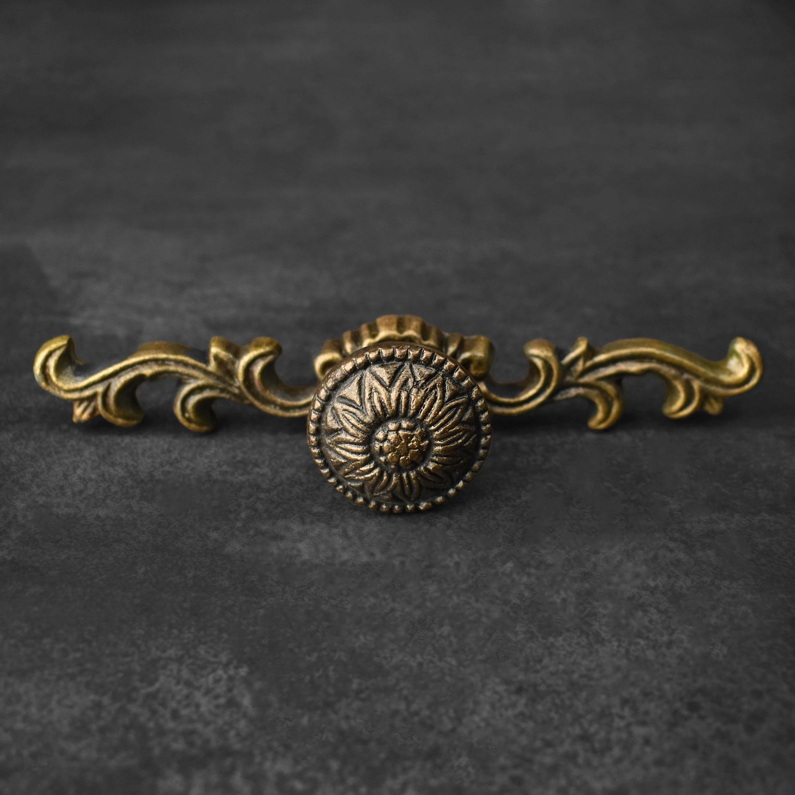 Antique Brass Victorian Cabinet Drawer Pull Handle Antique Kitchen ...