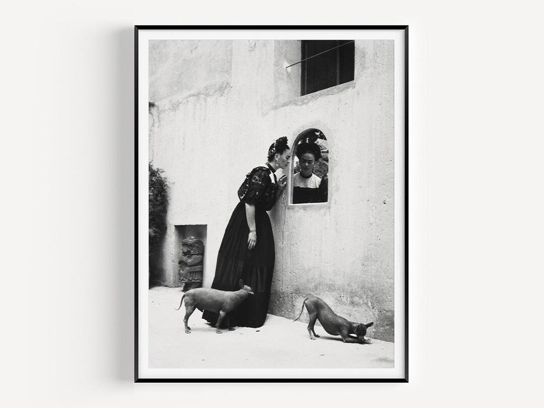 Frida Kahlo With Xolo Dogs Photo, Frida Looking Into Mirror, Black ...