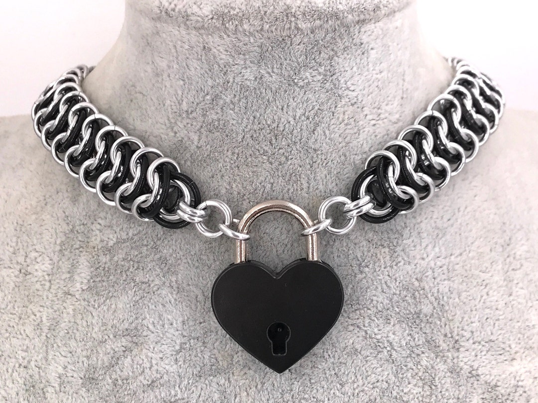 Silver and Black Locking Collar, Choker or Necklace, Unisex 3/4 Inch ...