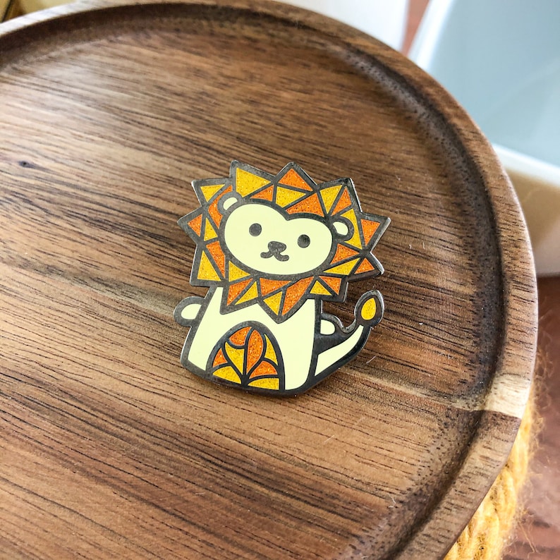 Lion Enamel Pin Enamel Pin. Cute Enamel Pin. Animal Pin. - Etsy