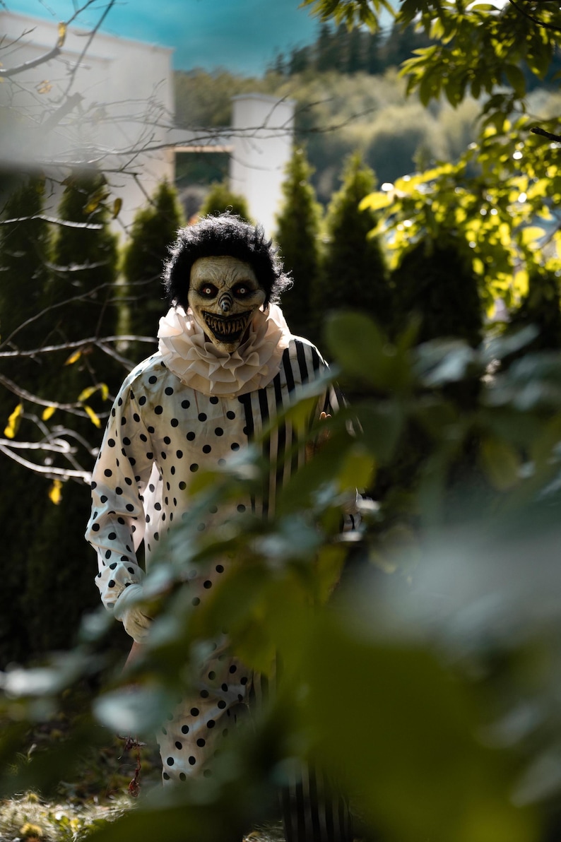Terrifying Creepypasta Laughing Jack Clown Monster Costume Full Body ...