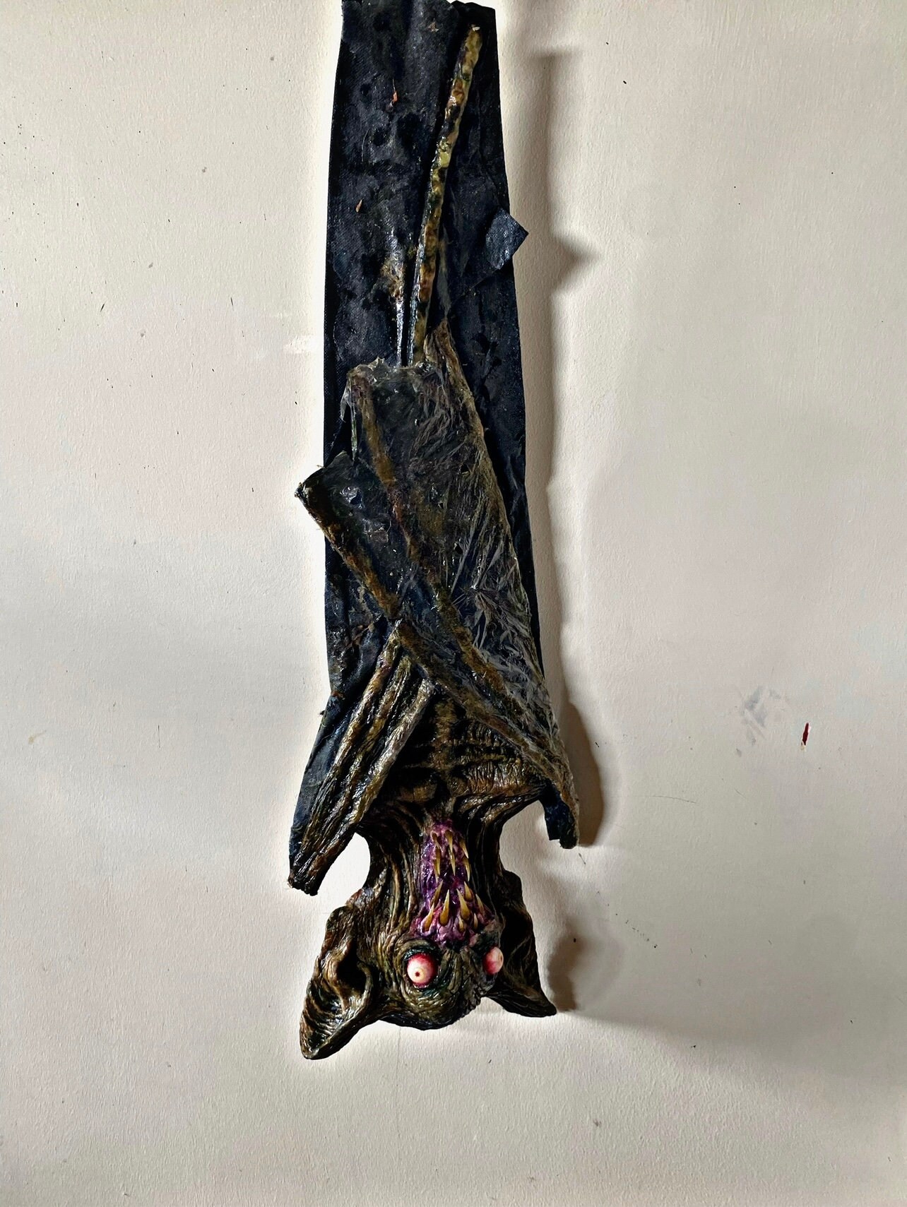 Petrifying Horror Vampire Bat 4ft 3in Long Hanging Monster Dracula Bram ...
