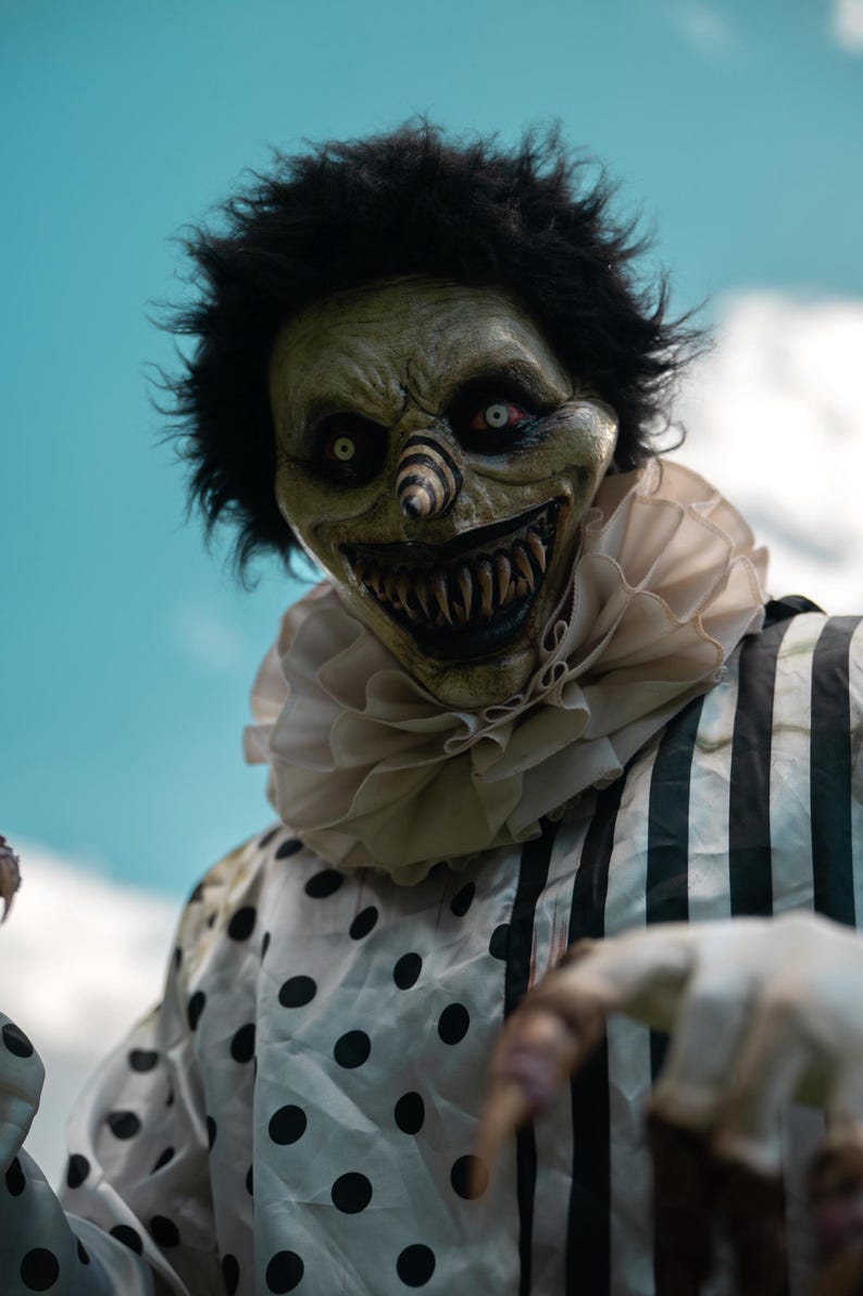 Terrifying Creepypasta Laughing Jack Clown Monster Costume Full Body ...