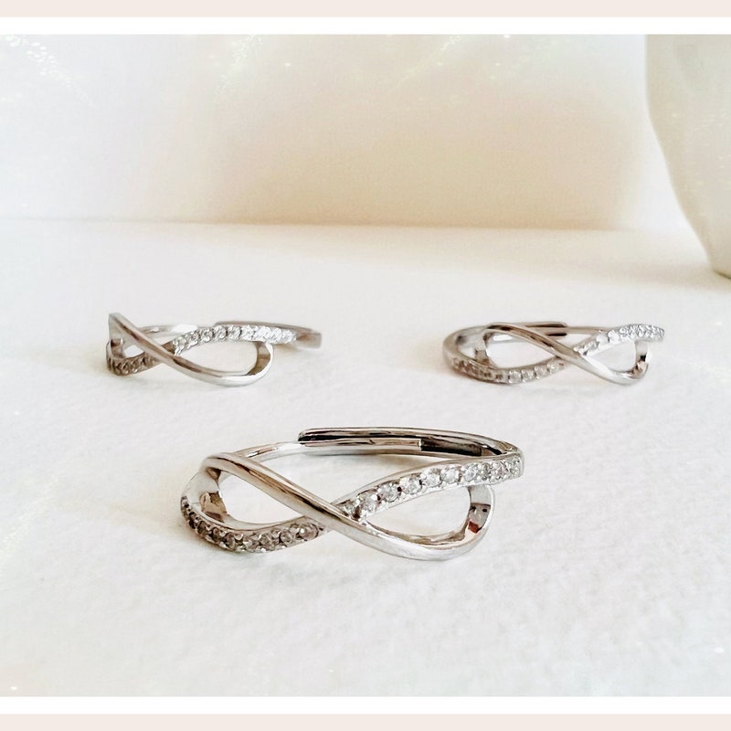 Eternal Love Ring - Etsy