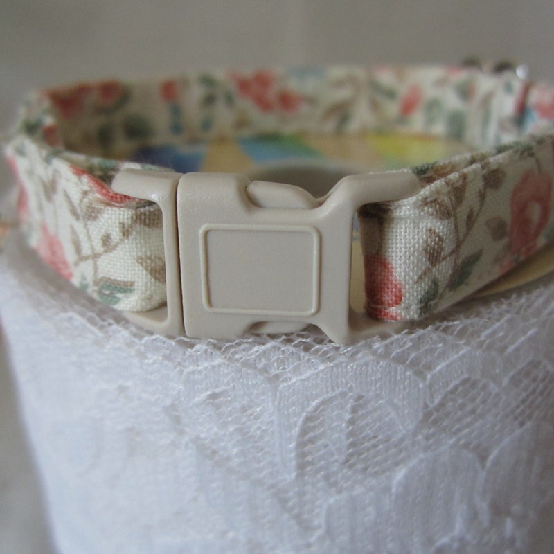 Rose Collar - Etsy