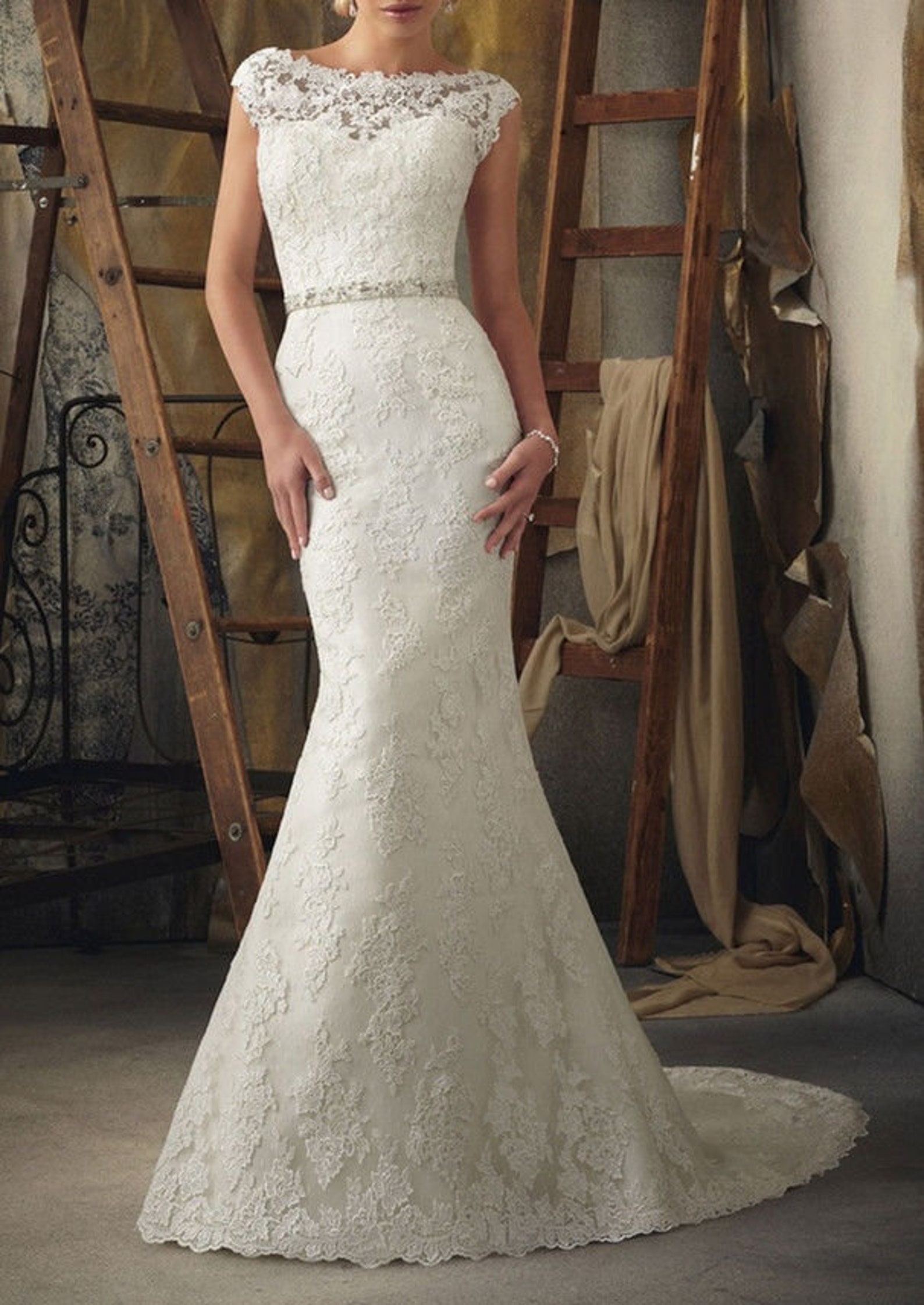 Ivory Fishtail Mermaid Style Underskirt / Petticoat / Hoop UK STOCK ...