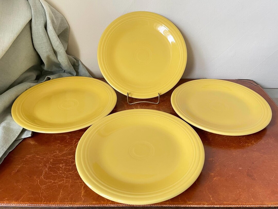 Vintage Fiesta Dinner Plates Set of 4 Yellow Plates by Homer Laughlin ...