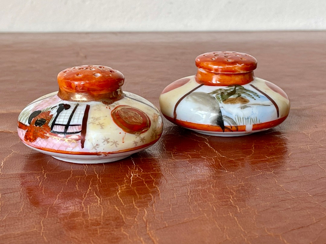 Antique Kutani Geisha Salt and Pepper Shakers 19th Century Japanese ...