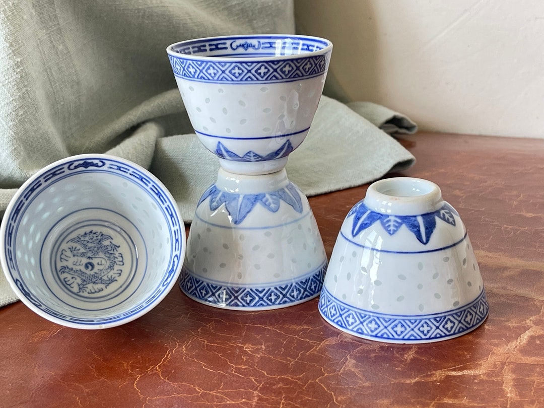 Vintage Chinese Rice Grain Pattern Tea Cups Set of 4 Five Claw Toe ...