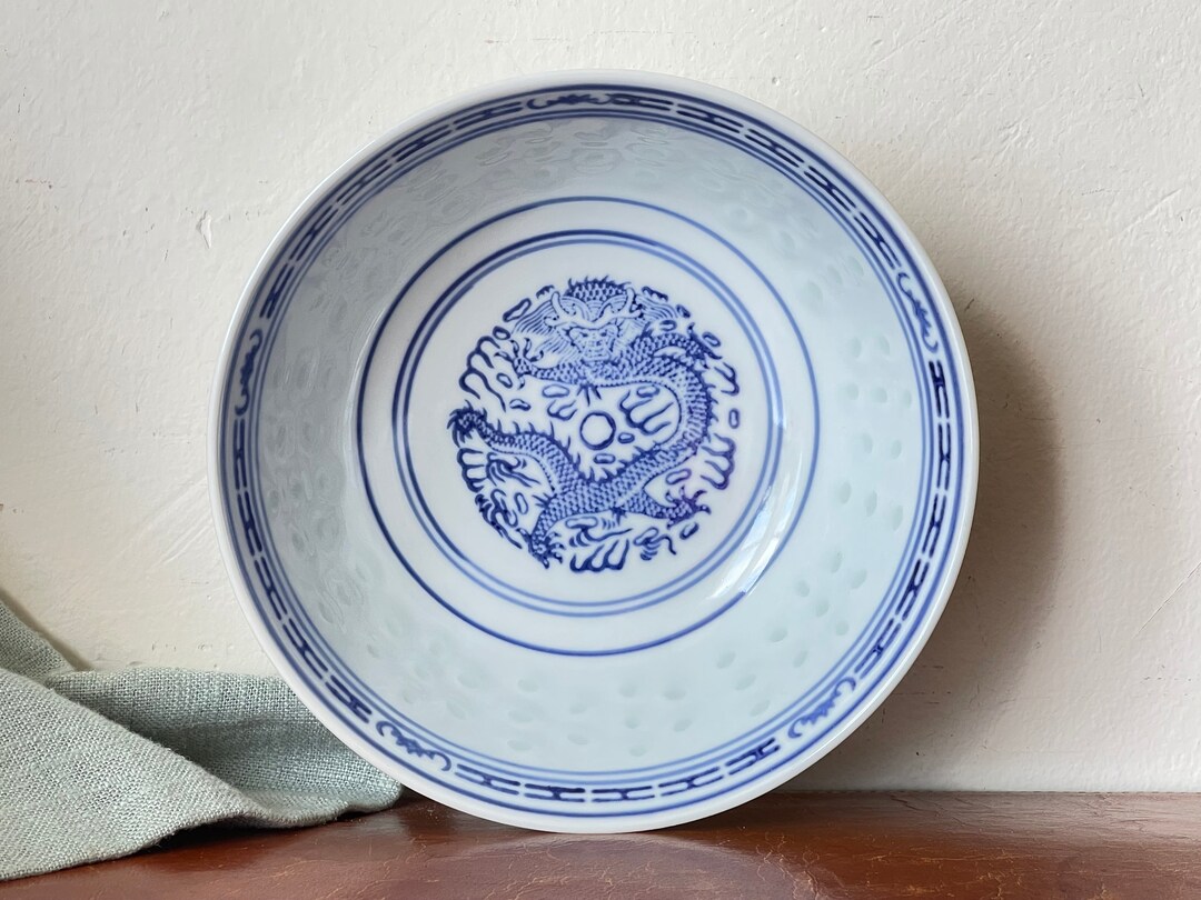 Vintage Chinese Rice Grain Pattern Serving Bowl 1970’s Blue and White 5 ...