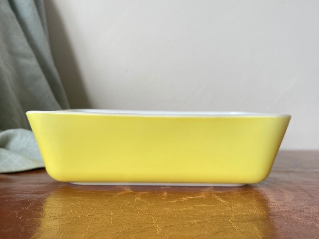 Vintage Pyrex 503 Primary Color Yellow Fridgie Dish 1940s TM REG ...