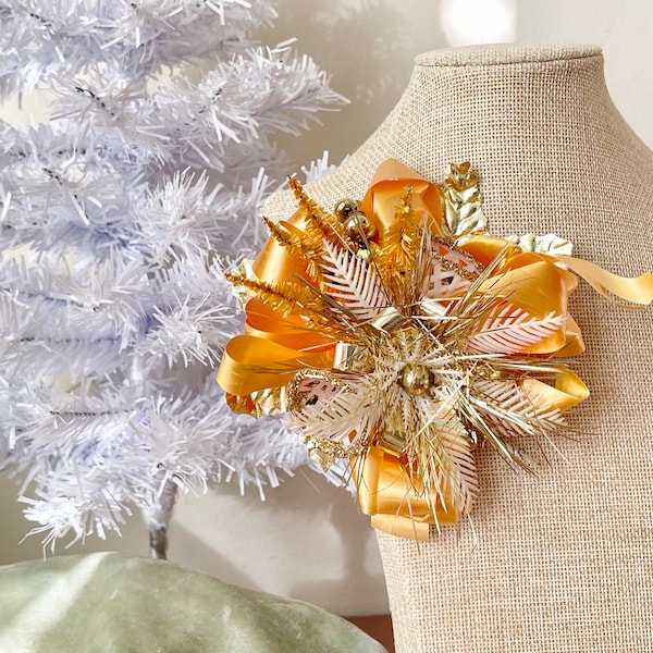 Vintage Christmas Corsage - Etsy