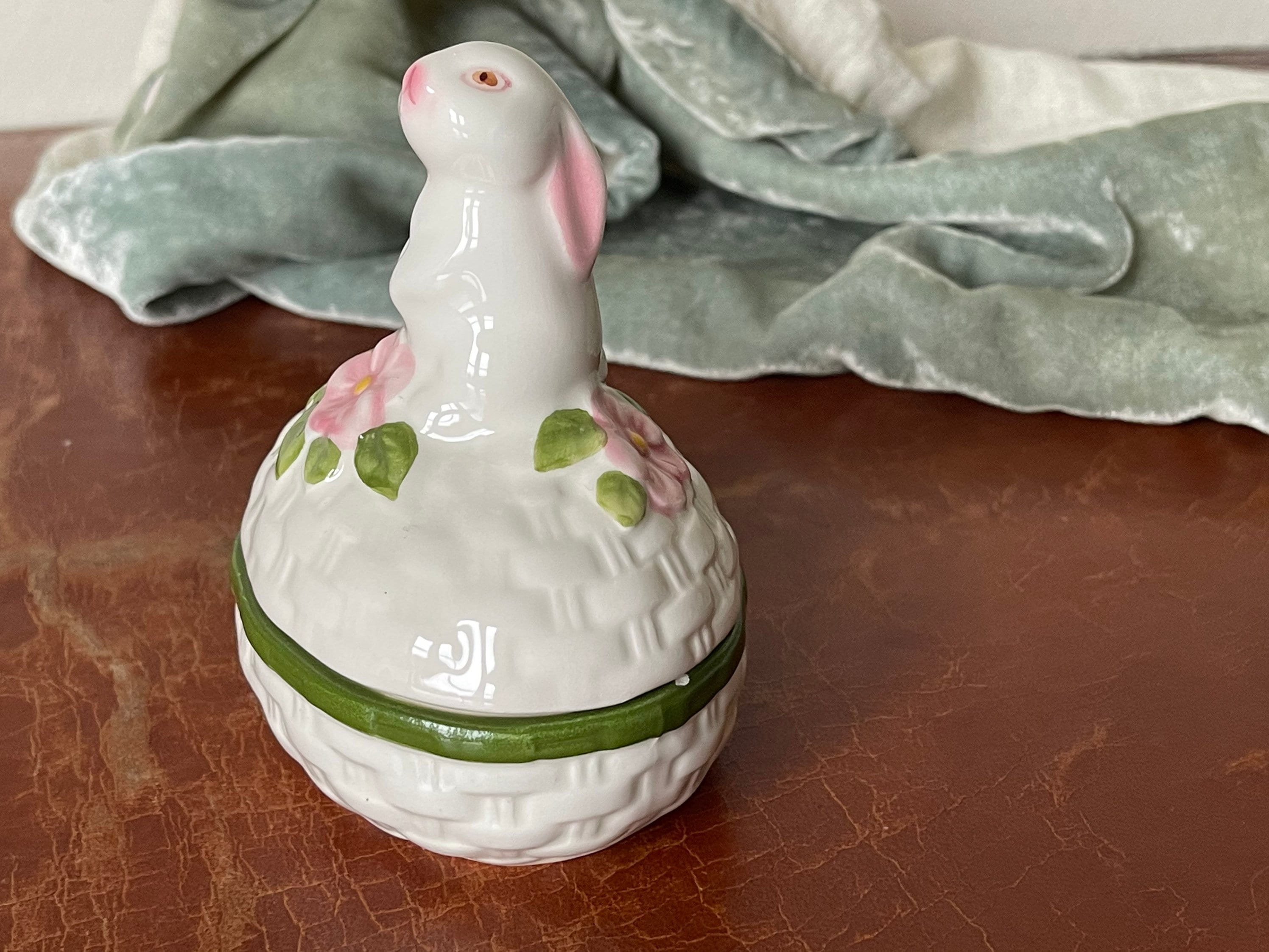 Vintage Avon Rabbit Trinket Box Hand Painted Made in Brazil Basket ...