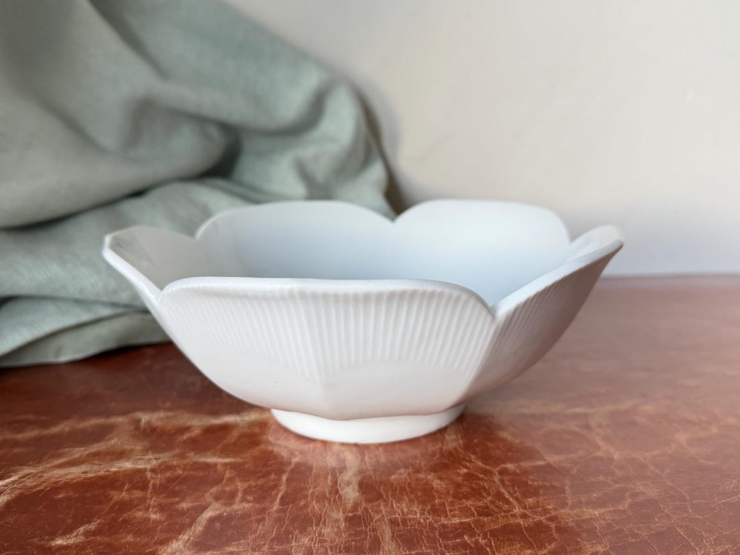 Vintage Japanese Otagiri Lotus Flower Serving Bowl Porcelain Lotus ...