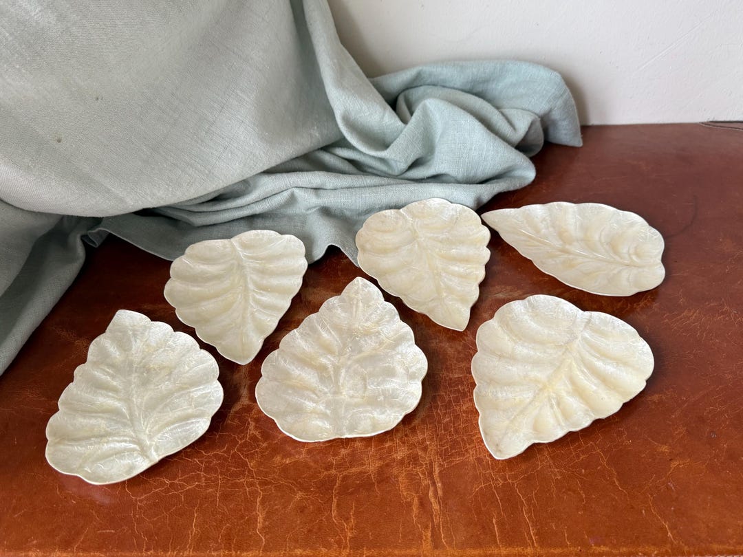 Vintage Capiz Shell Cocktail Snack Plates 1970’s Shell Shaped Cocktail ...