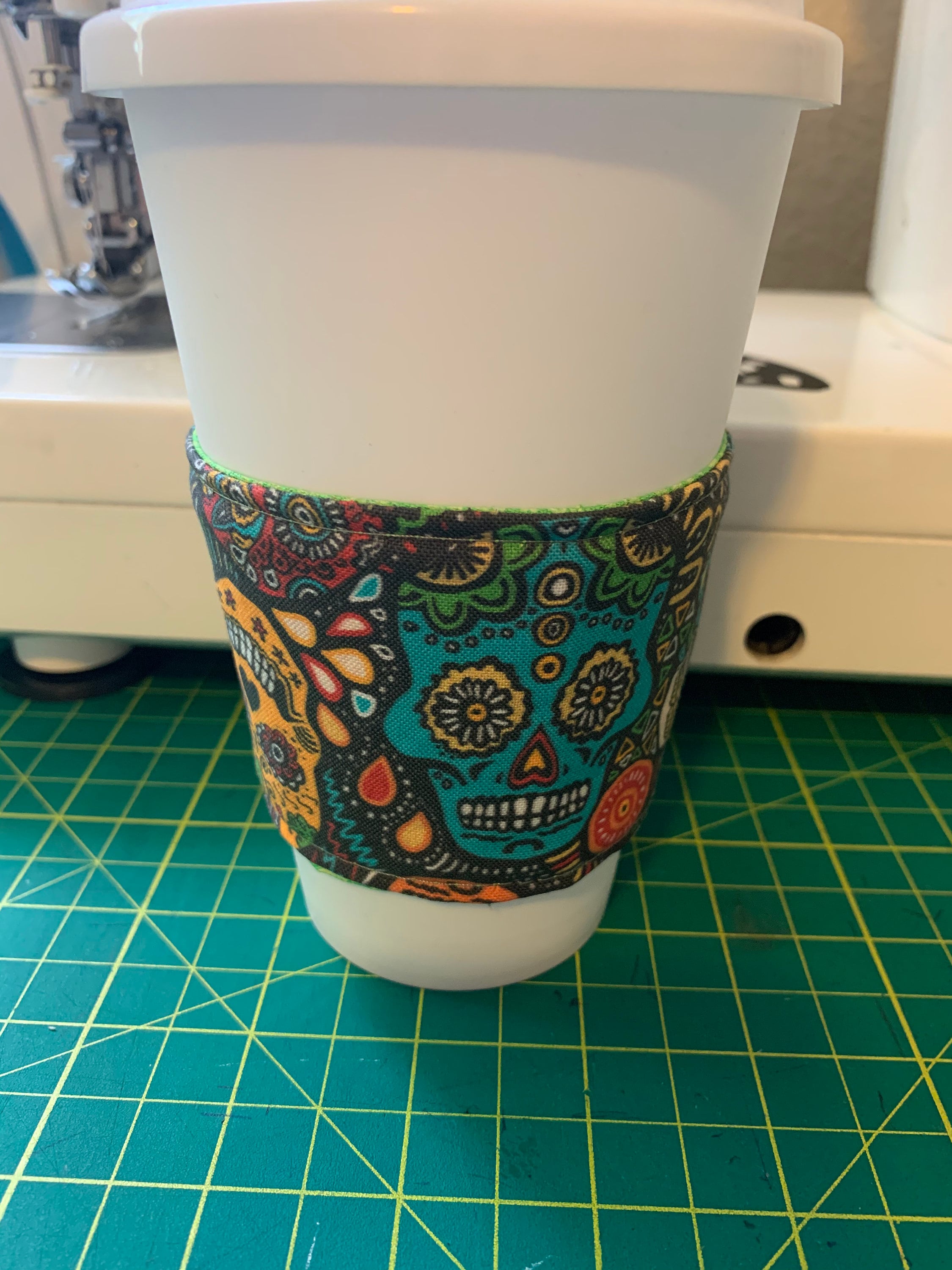 Kitchen & Dining Mugs Reusable & Reversible! Coffee Cup Sleeves Drink ...