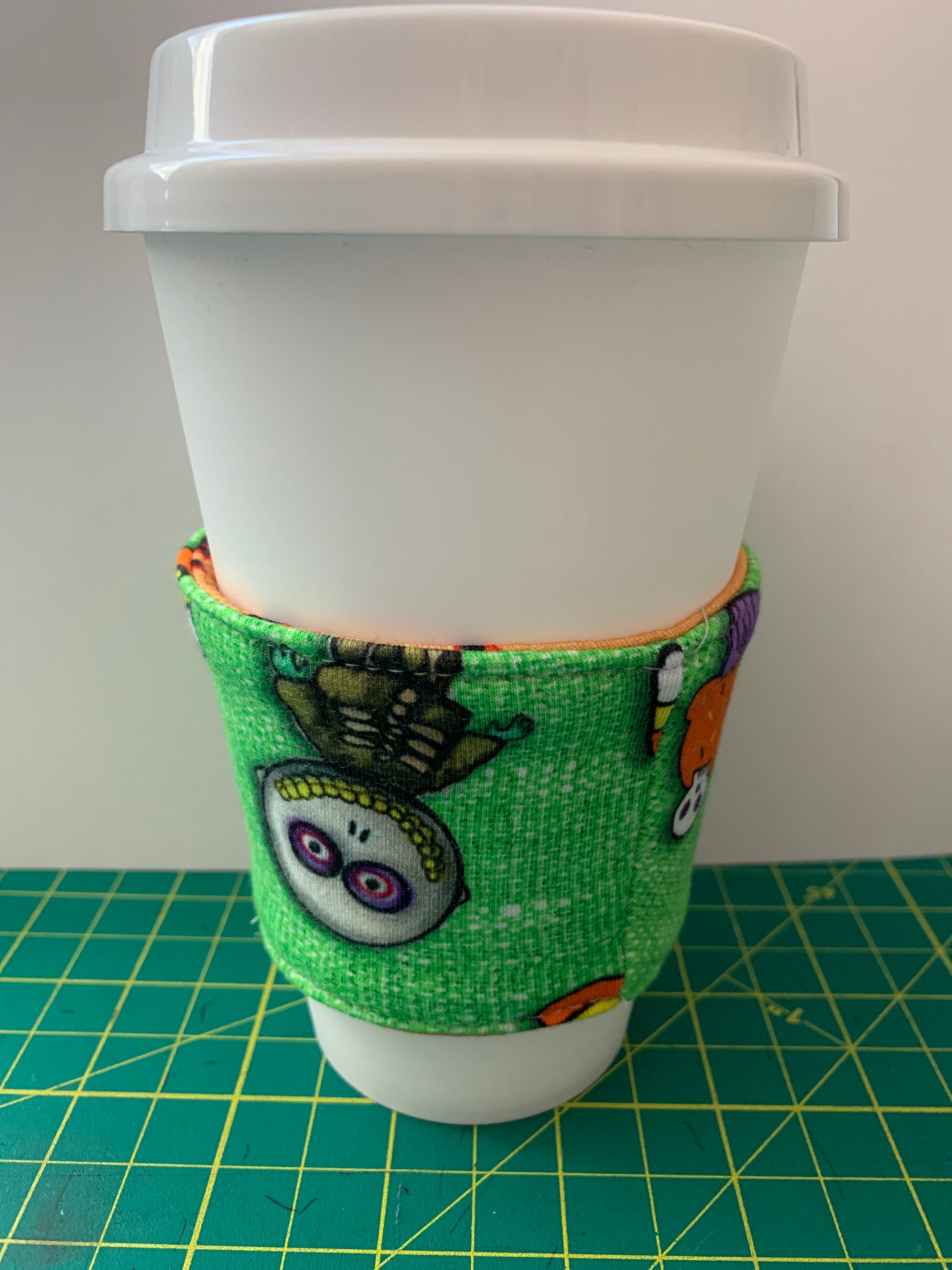 Reversible Reusable Coffee Cup Koozy Sleeve Cozy No Slip Continuous ...