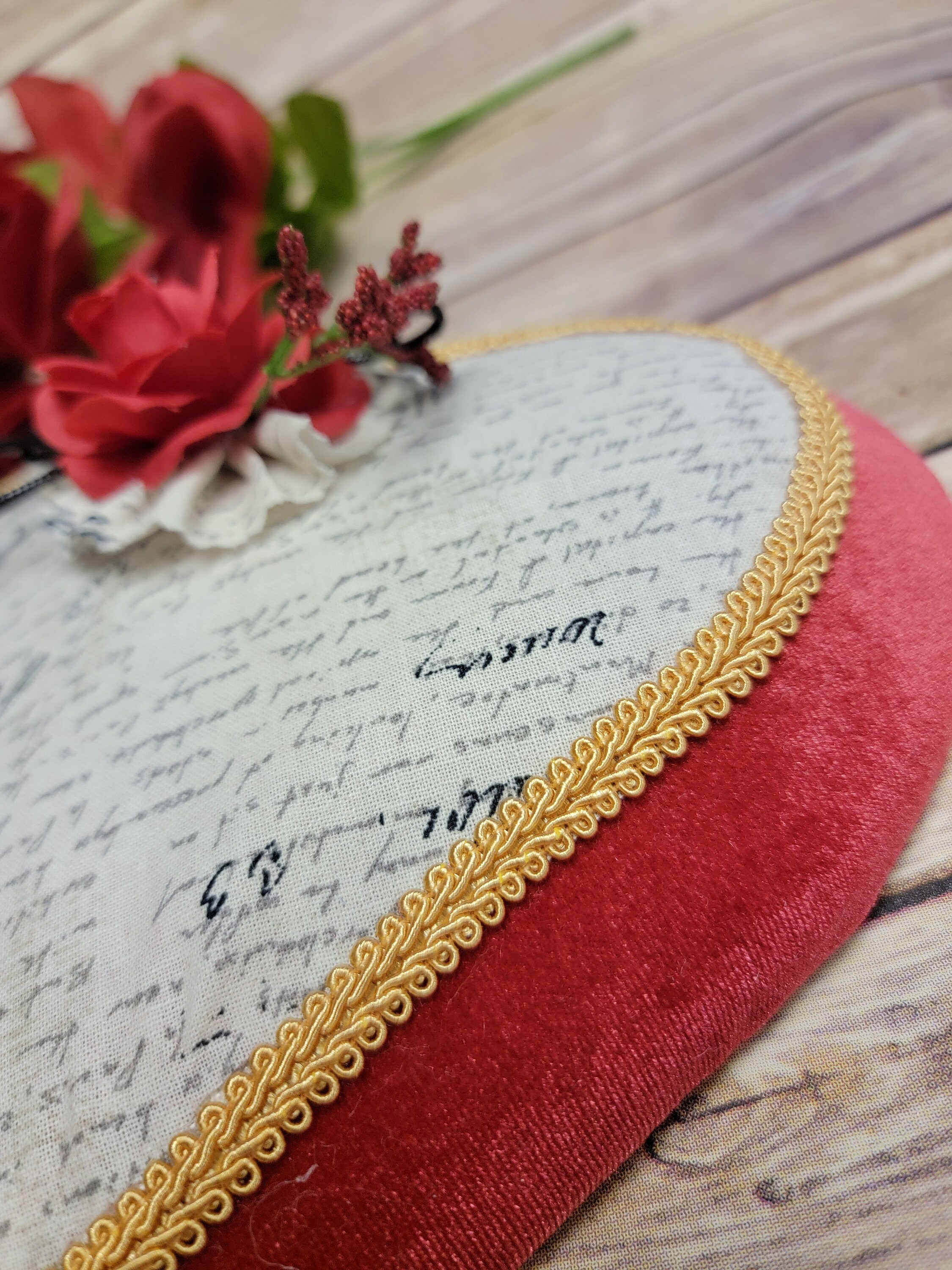 Red Velvet Romantic Heart SET, Vintage Heart Wreath Attachment, Set of Two Hearts, Red and Gold ...