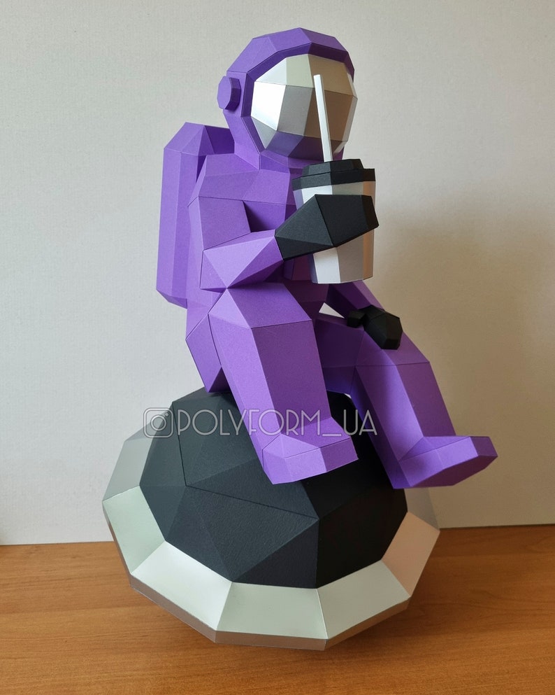 Cosmonaut Space Planet 3d Paper Model Low Poly Papercraft Silhouette ...