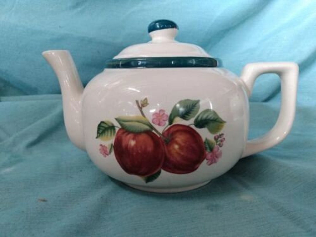 Vintage Casuals by China Apples Pearl Teapot 4 Cup Capacity 1998 ...