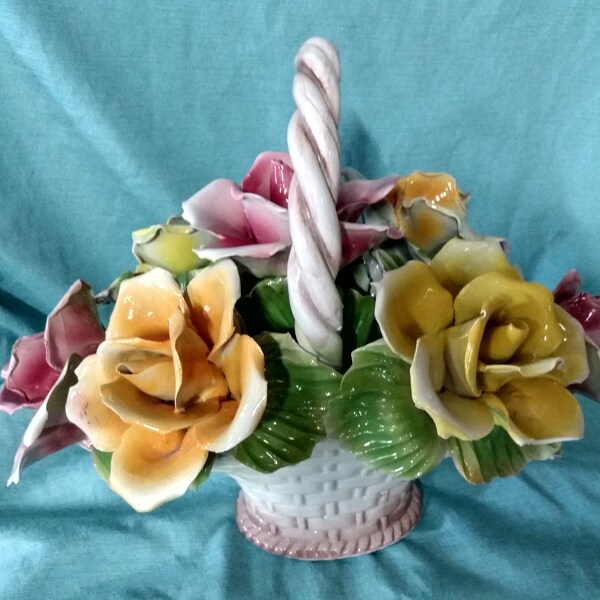 Capodimonte Flower Basket - Etsy