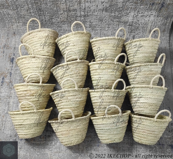 NATURAL STRAW BASKET Small Rose Basket Gift Straw Basket - Etsy
