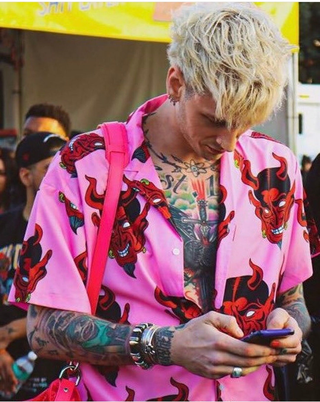 Trendy Goth Alt Edgy Egirl Eboy Tiktok Streetfashion Pink Devil Button ...