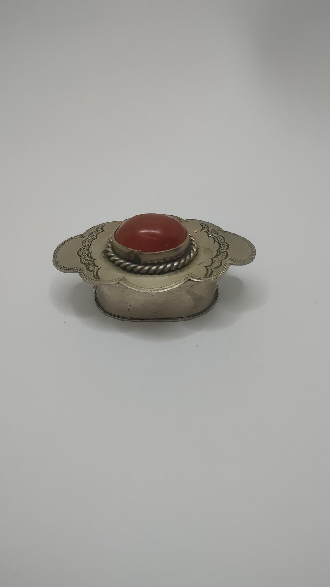 Gemstone Pill Box,vintage Ornated Small Box,carnelian Metal Box - Etsy