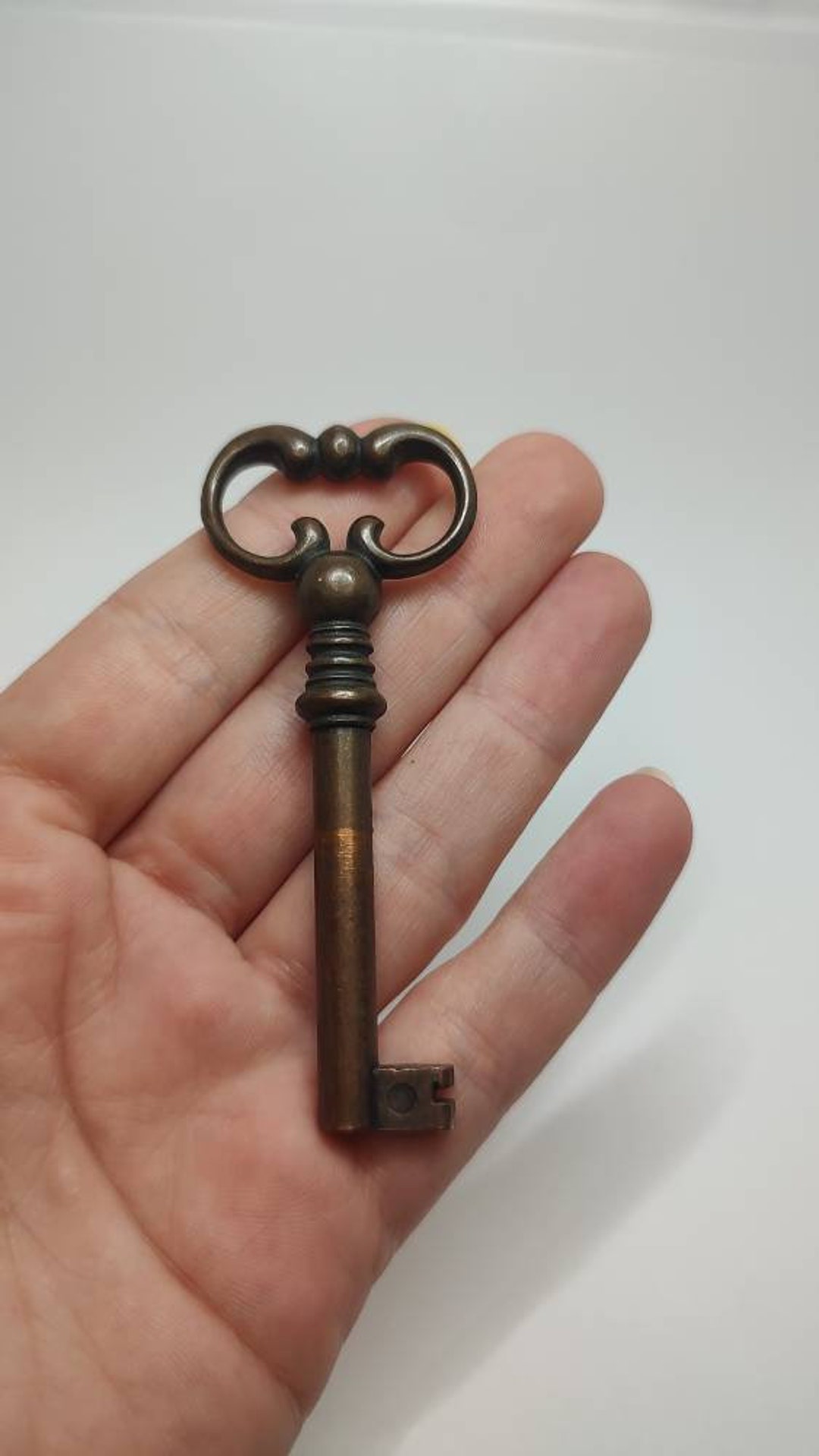 Vintage English Brass Key,collectable Furniture Key,vintage Brass ...