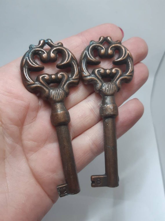 1 Rare Large Antique French Keyscollectible Keys - Etsy