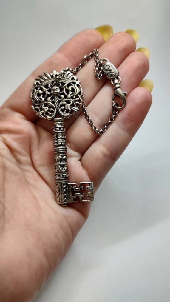 Rare Antique Signed 925 sterling silver pendant key,S… - Gem
