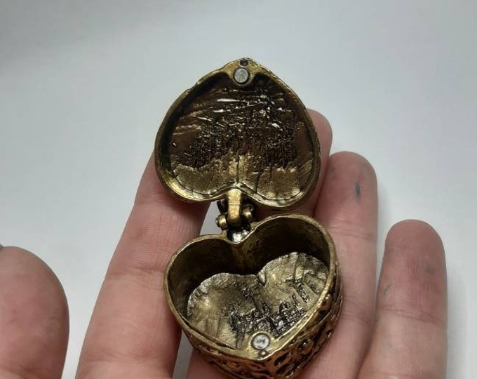 Vintage Locket Pendant,snuff Box Heart Pendant - Etsy