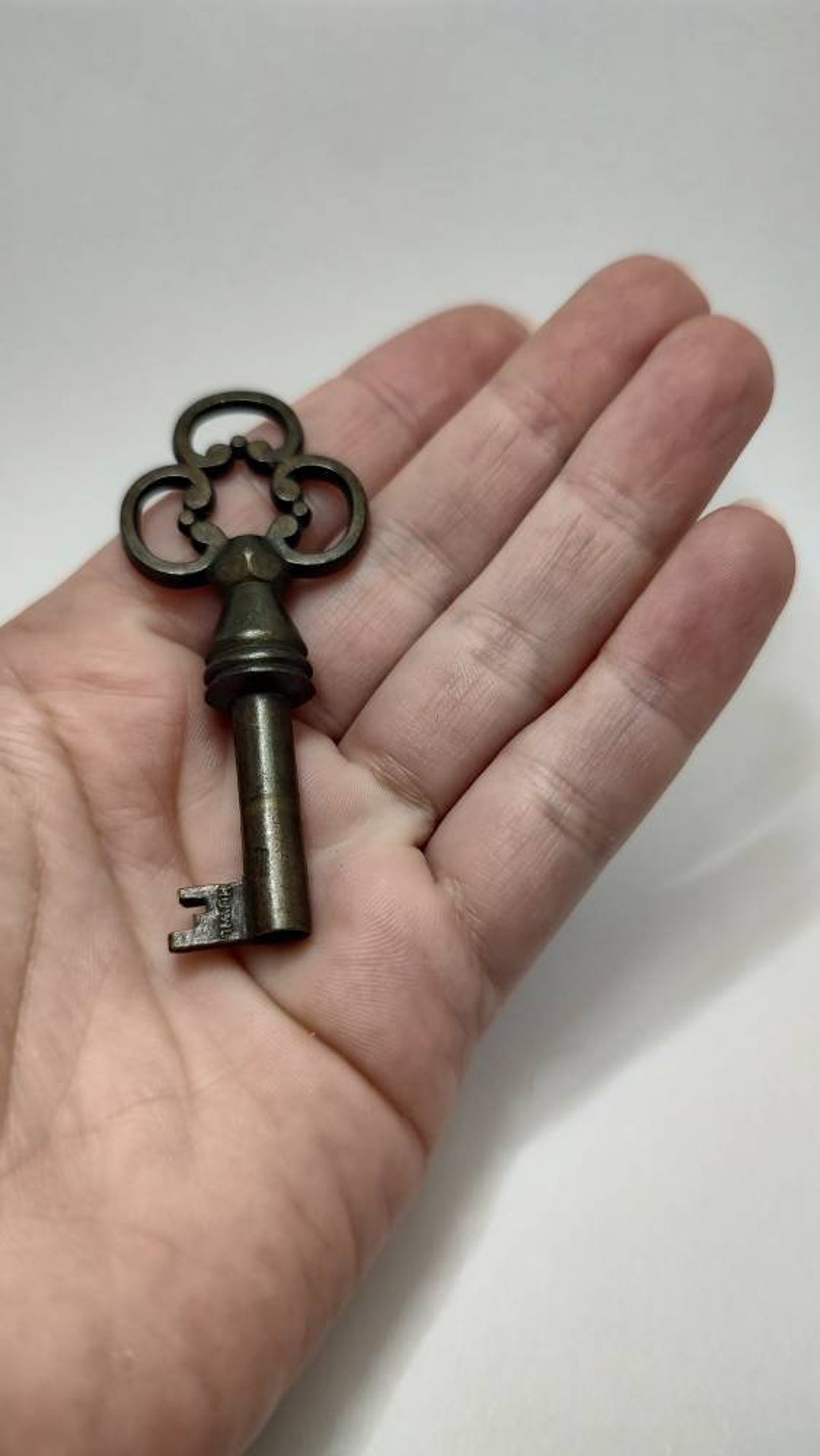 Rare Huwil Swiss Skeleton Key: Vintage Collectible Key - Etsy