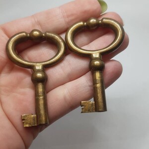 Authentic Old Brass Keys,vintage Keys ,pendant Key - Etsy