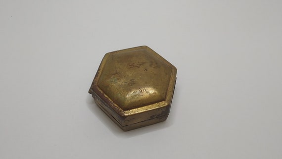 Antique Brass hexagonal snuff pill box - Gem