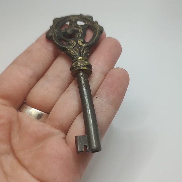 Antique French Key Open - Etsy