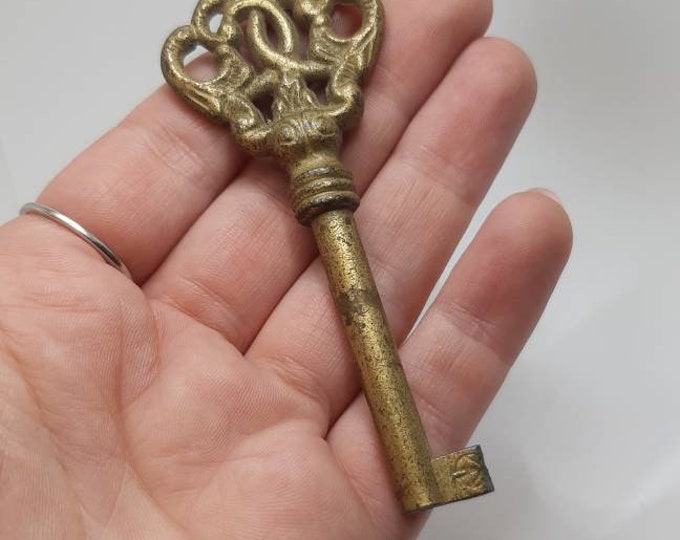 Authentic Old Keyvintage Ornate Brass Keypendant Vintage - Etsy