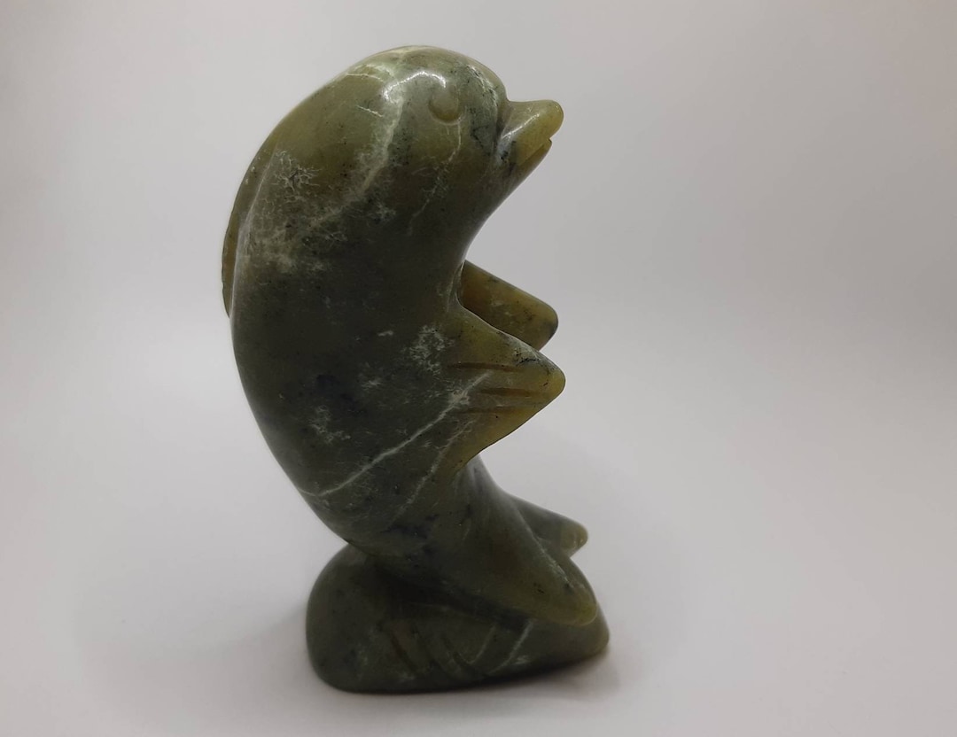 Hand geschnitzte Jade Delfin Figur, Jade Miniatur, Edelsteinfigur - Etsy.de